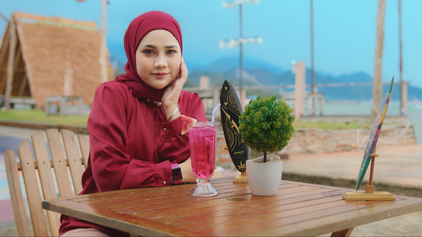 Cerita di Balik Mini Album Terbaru dari Cut Zuhra, Lagu 'Sorry Ya ...