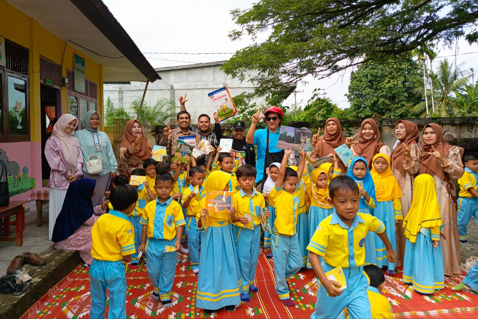 UIN Ar-Raniry dan UTU Gelar Saweu Sikula Bersama Duta Baca Indonesia ...