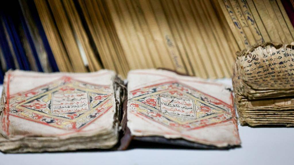 Hikayat Tajol Mulok Meramal Pasangan - Acehkini.ID