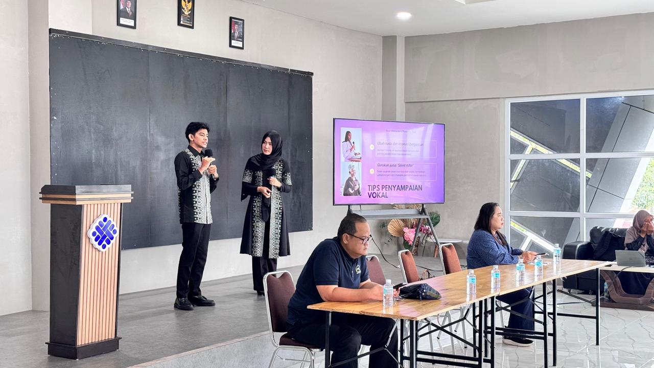 Finalis Duta DPD RI Aceh Isi Materi Public Speaking di BP3MI Aceh ...